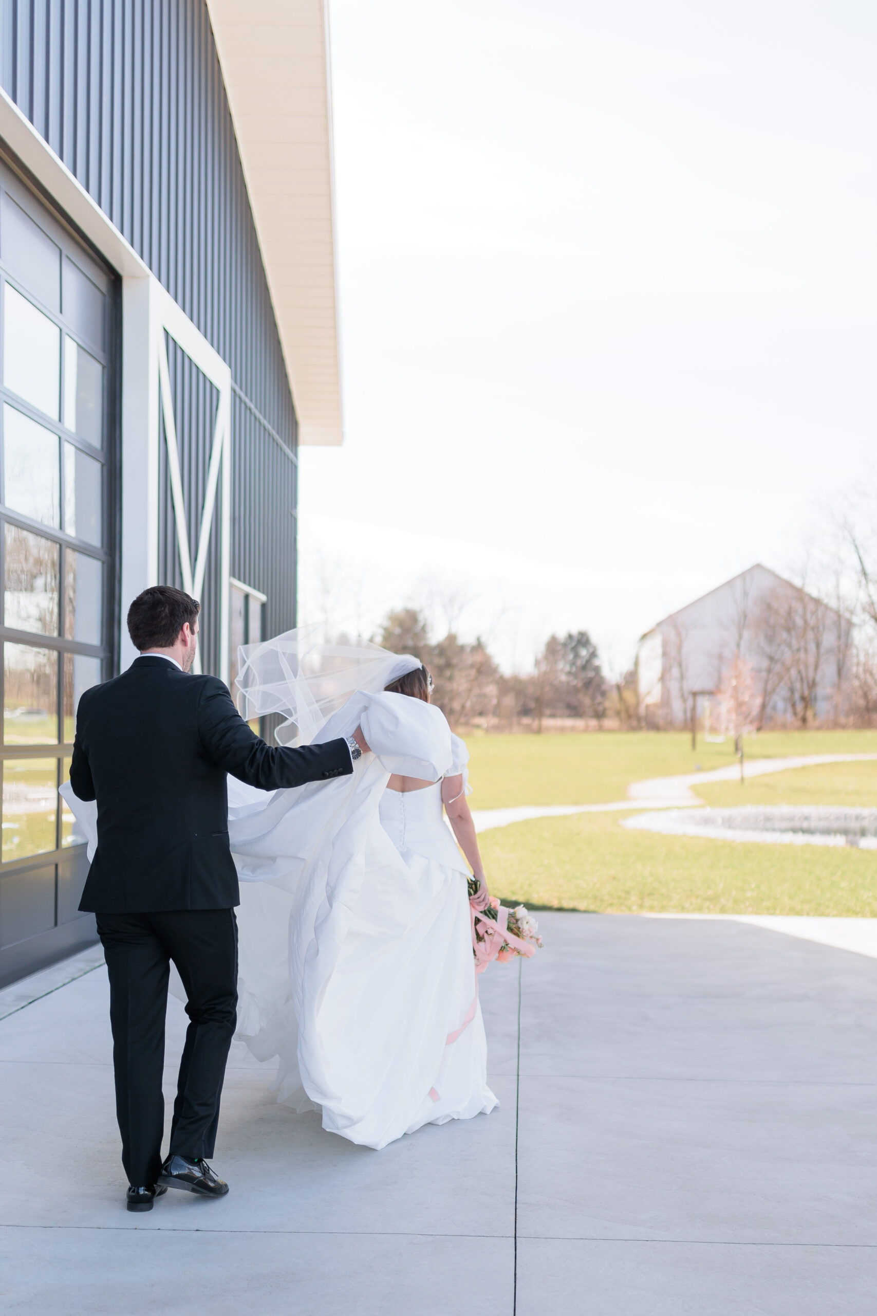 Akron Ohio Wedding Venue: Gallery - Birdseye Barn at Western Star