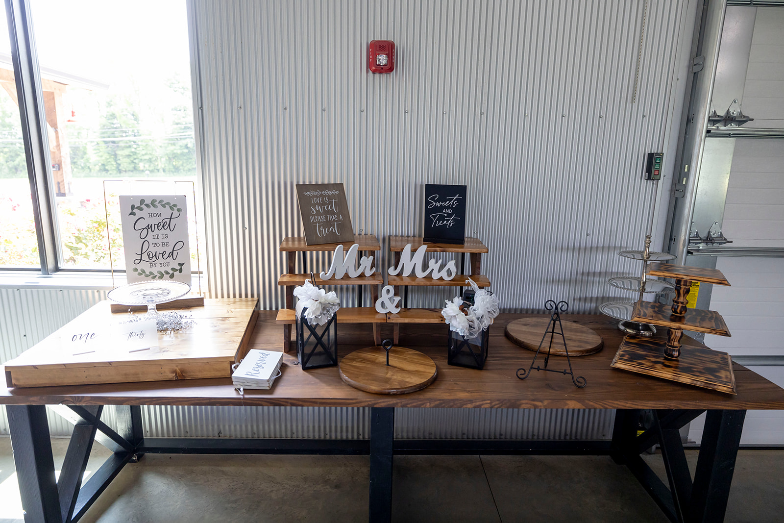 Akron Ohio Wedding Venue: The Venue - Birdseye Barn at Western Star