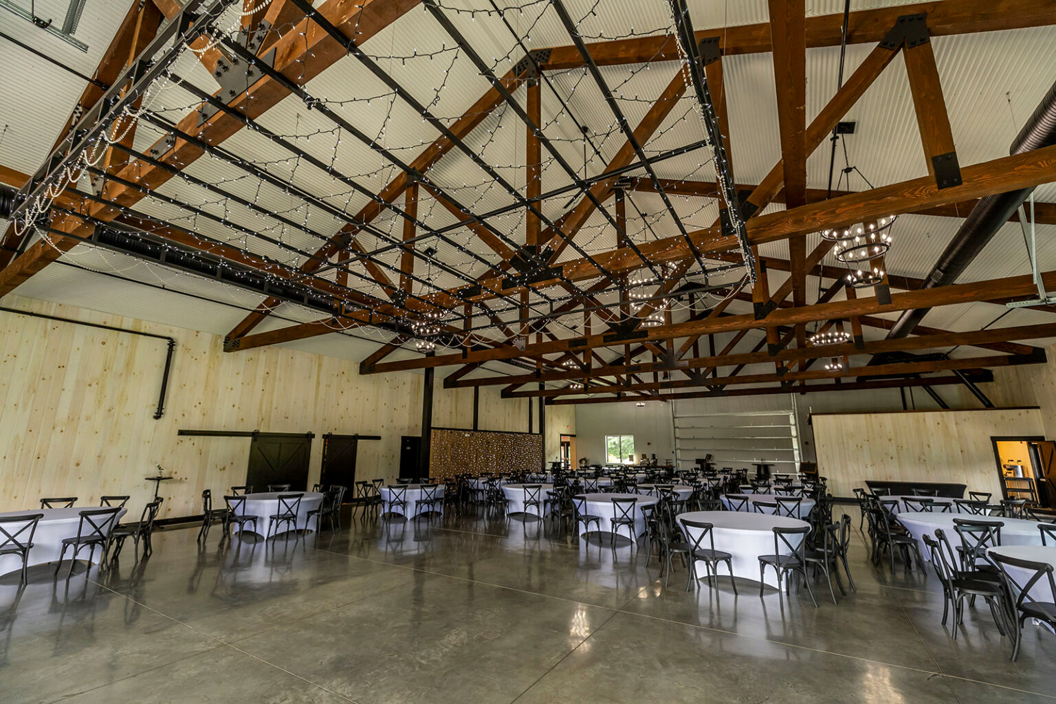 Akron Ohio Wedding Venue: The Venue - Birdseye Barn at Western Star