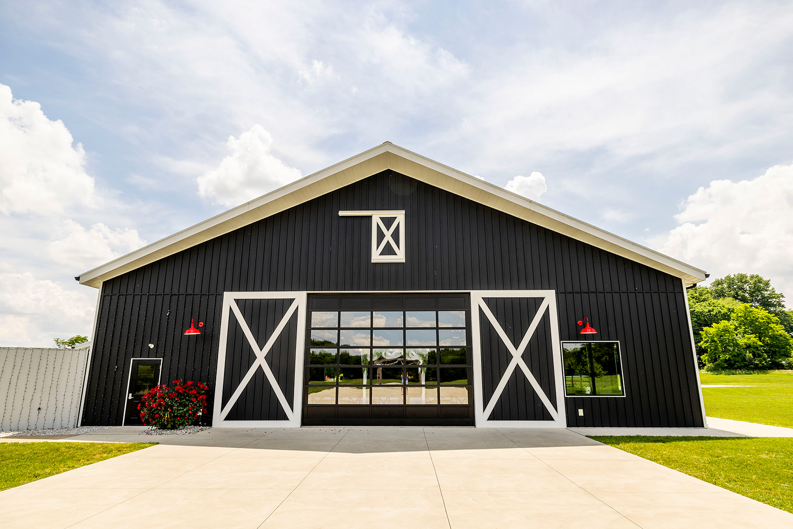 Akron Ohio Wedding Venue: The Venue - Birdseye Barn at Western Star