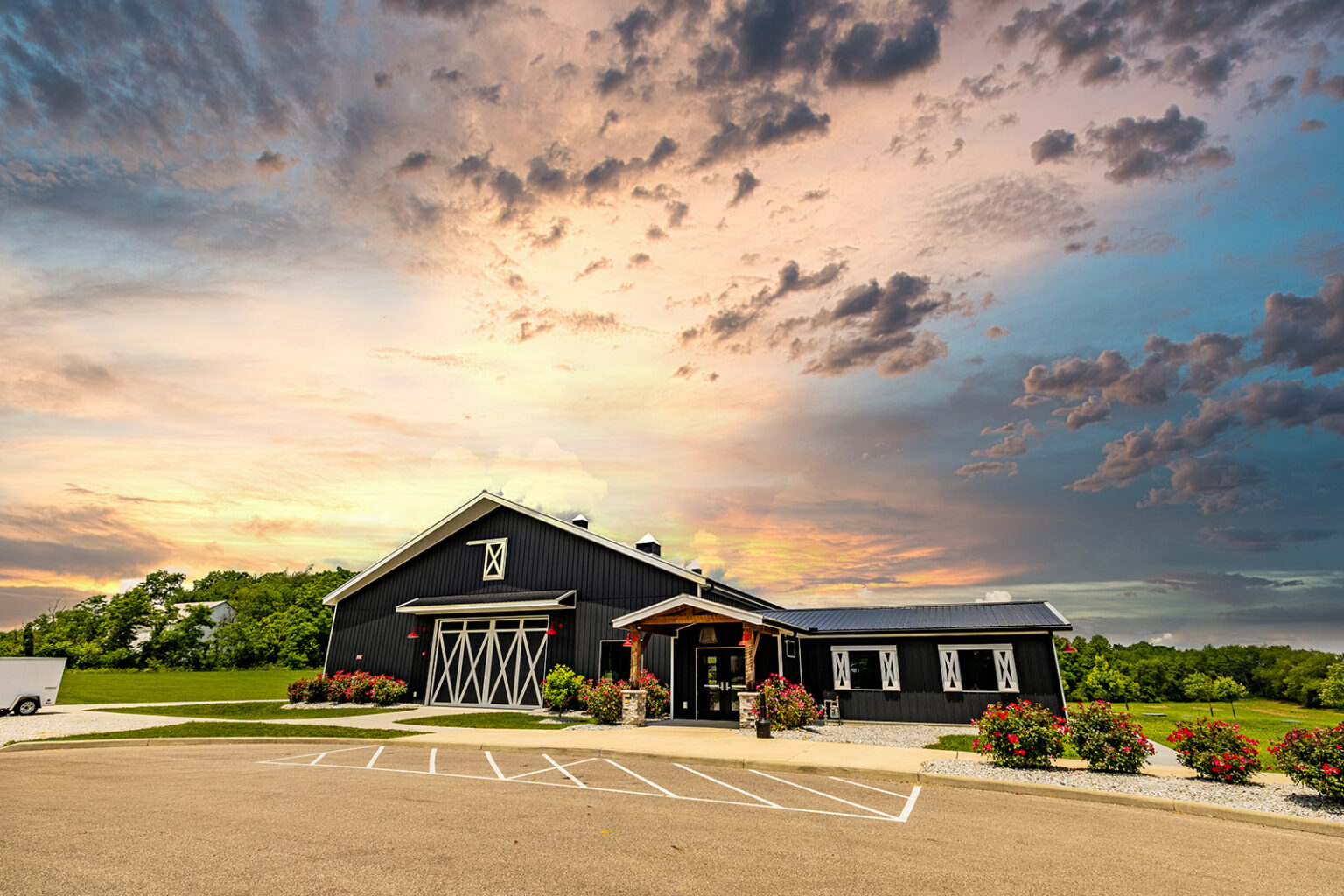 Akron Ohio Wedding Venue: The Venue - Birdseye Barn at Western Star