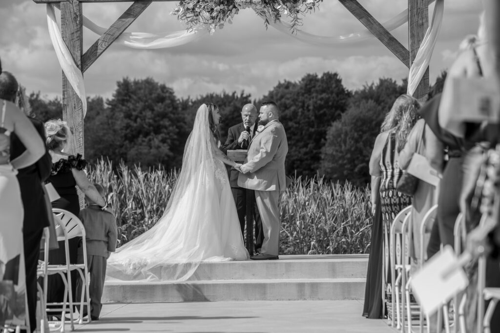 Akron Ohio Wedding Venue: Gallery - Birdseye Barn at Western Star